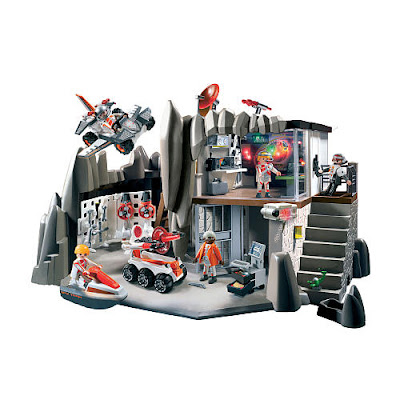 One Savvy Mom ™ | NYC Area Mom Blog: Tons Of Covert Features (And FUN ...