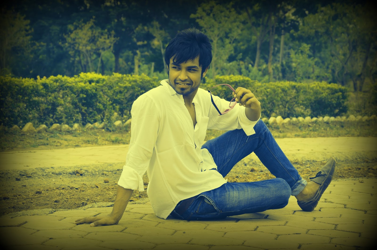 Divyansh Mishra Divyansh Mishra