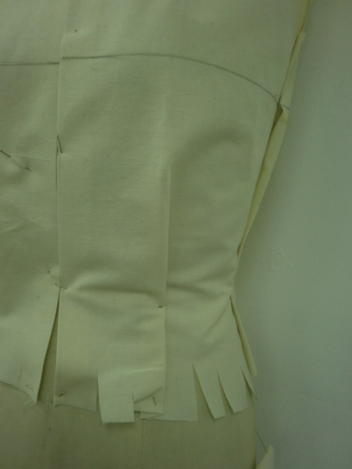 U1126009exlpore_creativity...!x: Creative draping on the stand...!x