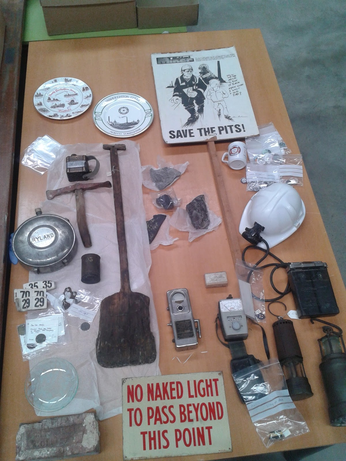 Wakefield Museums and Castles: Castleford Forum Museum: Coal Mining Display