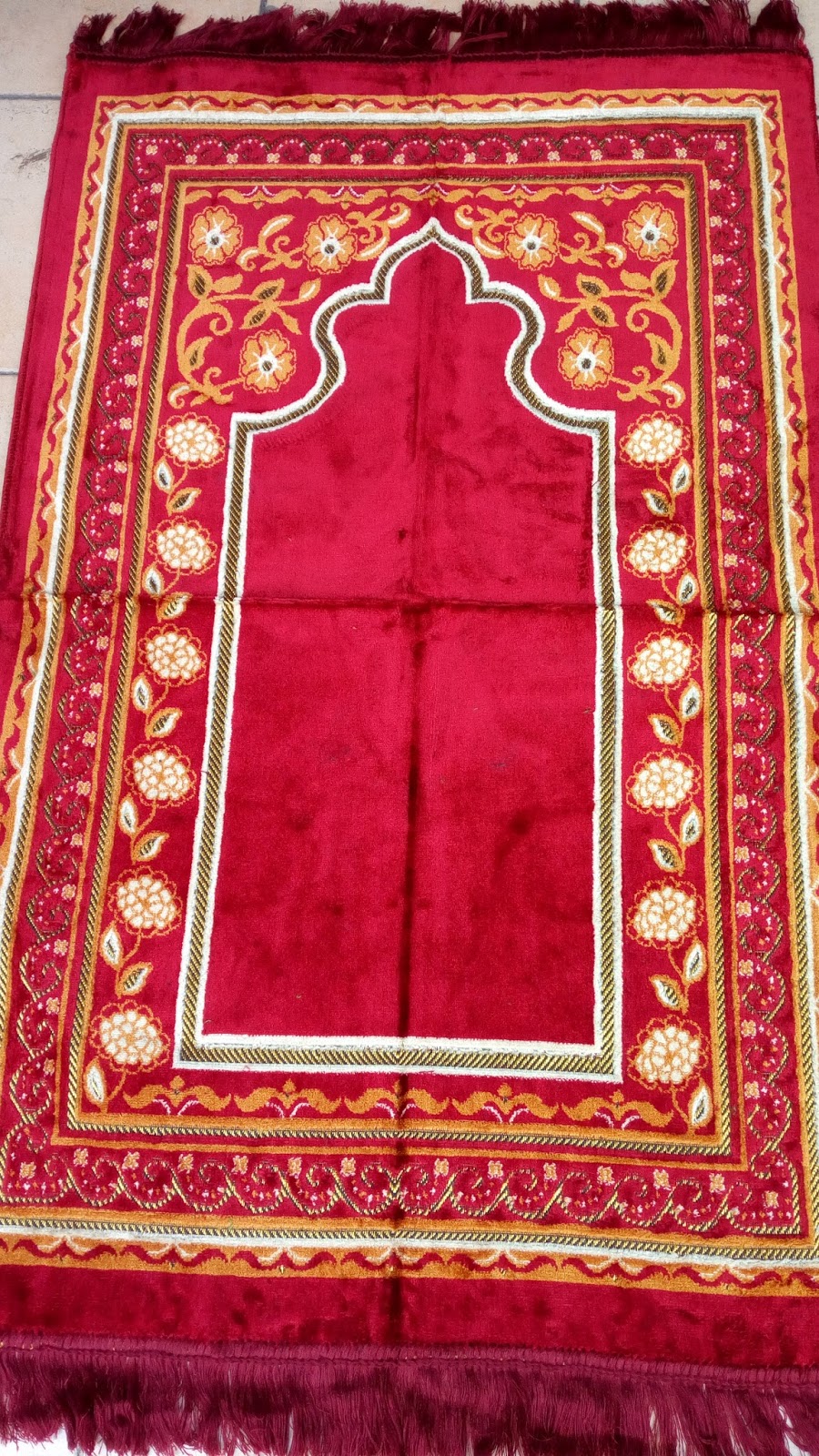 Jual Sajadah Import Berkualitas Tinggi Harga Murah: Grosir Sajadah ...