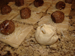 Iron Pot Cooking: Meatball Puffs