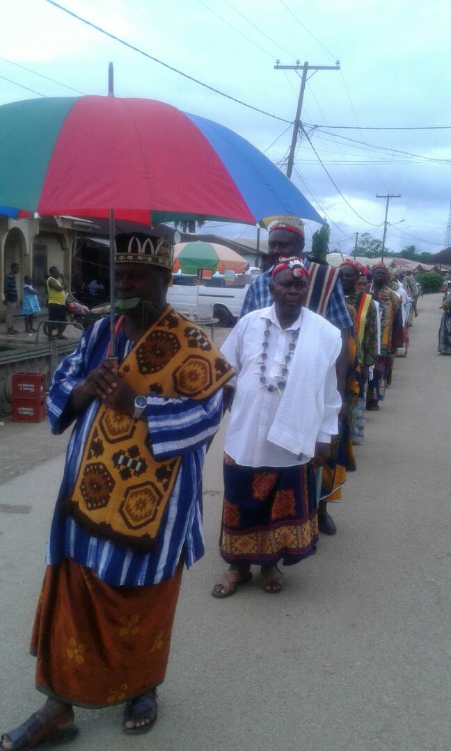 The Median Newspaper: As populations drown in blood and tears: