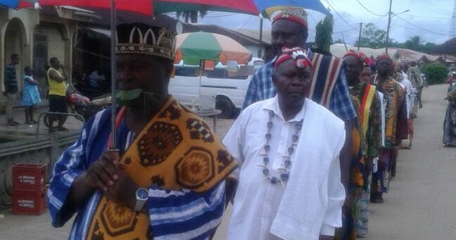 The Median Newspaper: As populations drown in blood and tears: