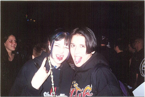 Talena Atfield: Talena Atfield with fans