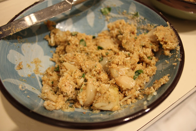 *The Handcrafted Life*: Garlic Cakes!