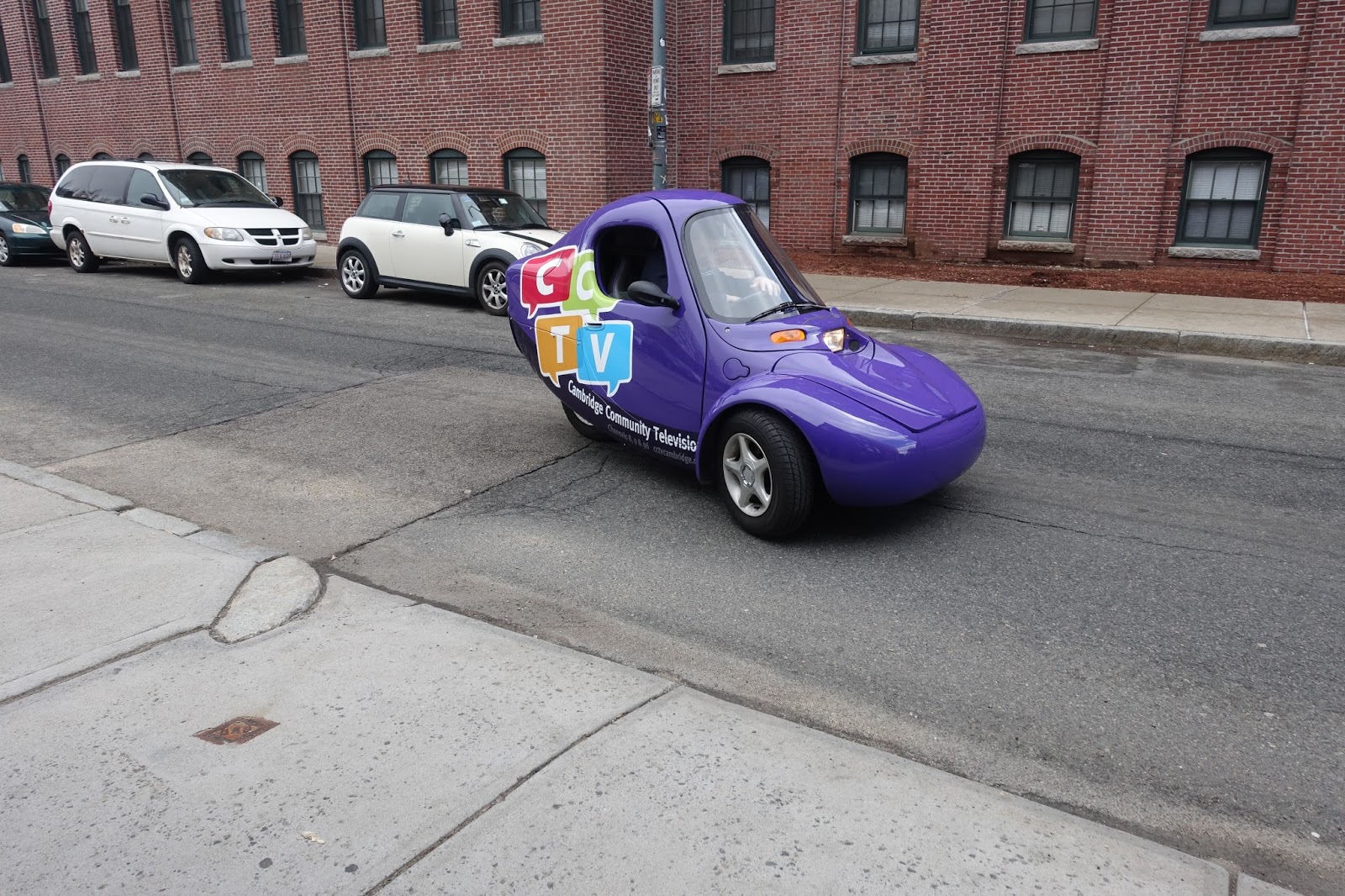 blog.samseidel.org: Sean Effel tells us all about his Corbin Sparrow