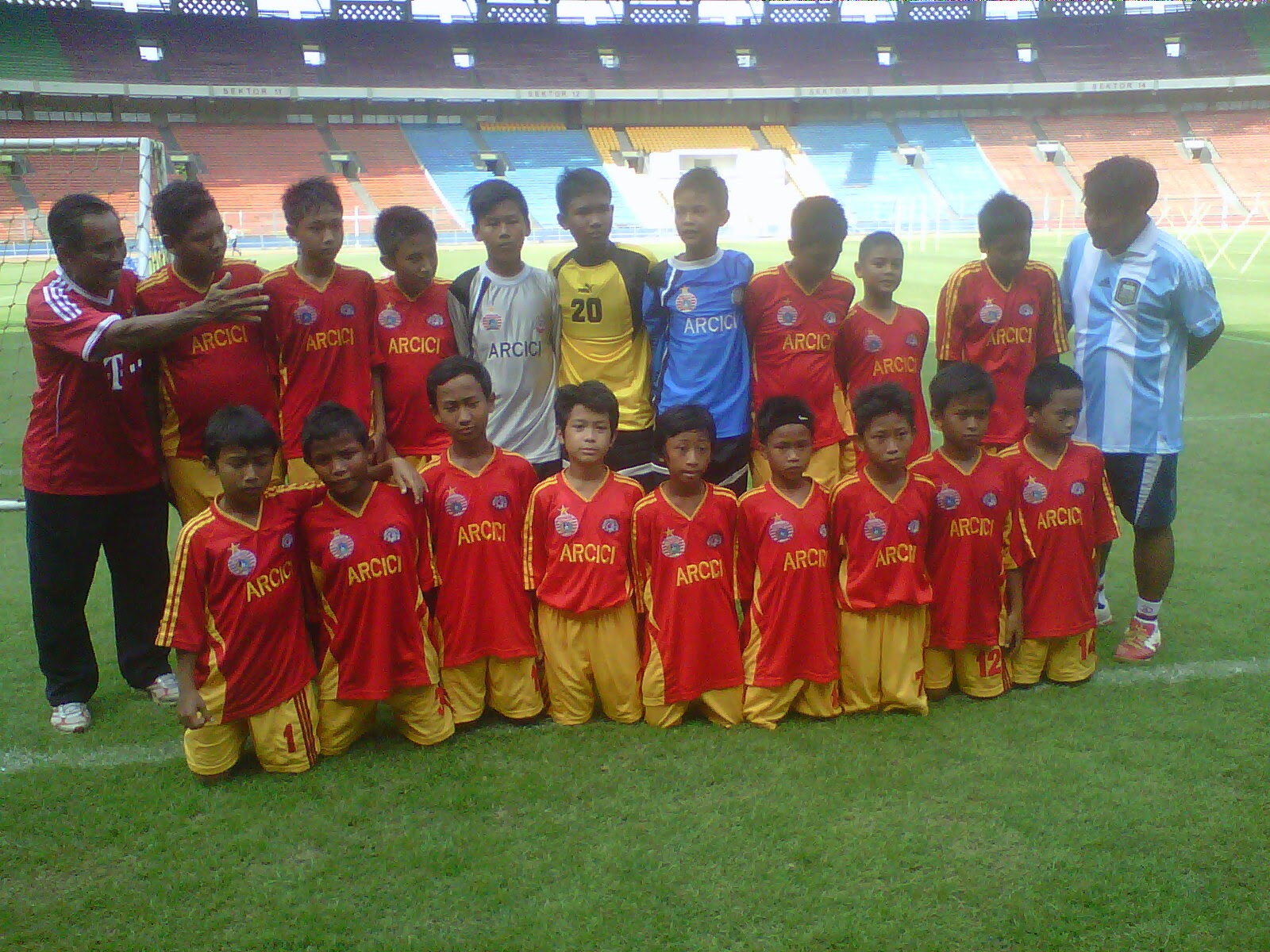 Sekolah Sepak Bola Arcici: 2014