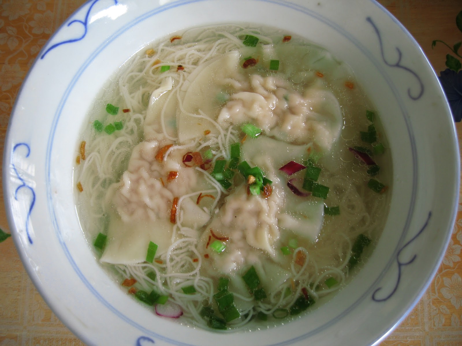 Sumptuous Flavours: Mee Suah Soup With Sui Kow Dumplings