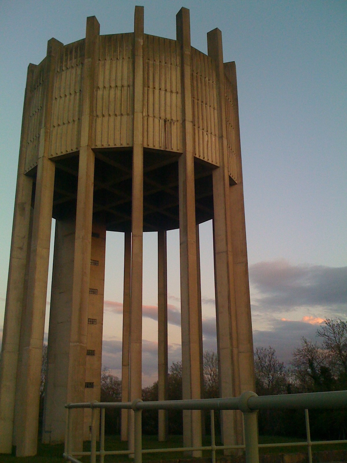 British Water Tower Appreciation Society: Water tower gets robo-clean