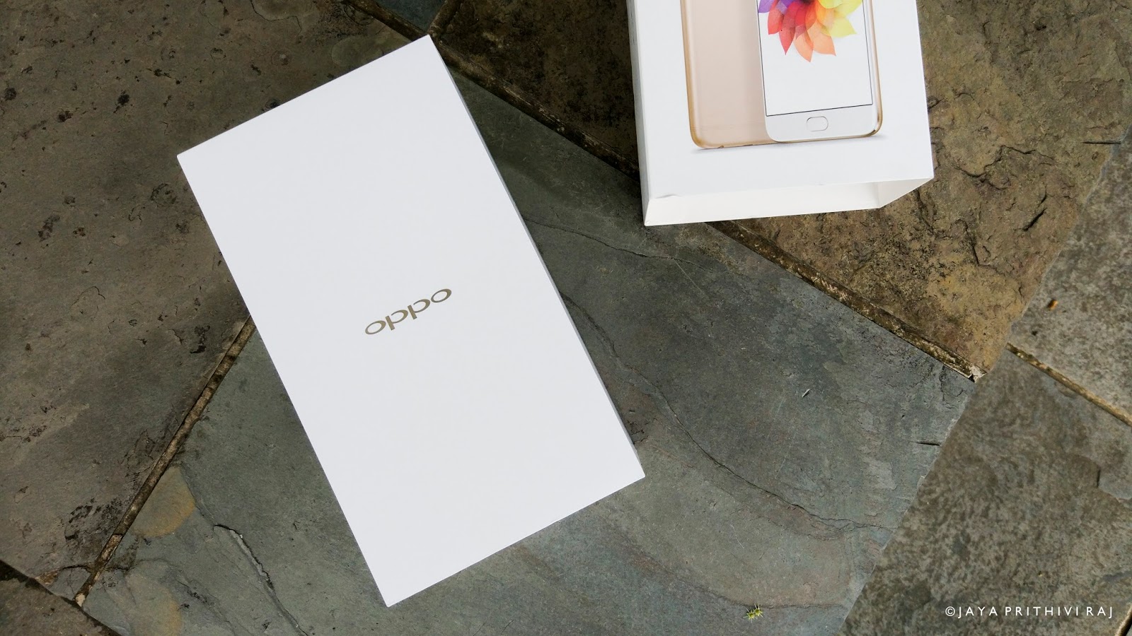 Oppo R9s: Unboxing & First Impression | TAV