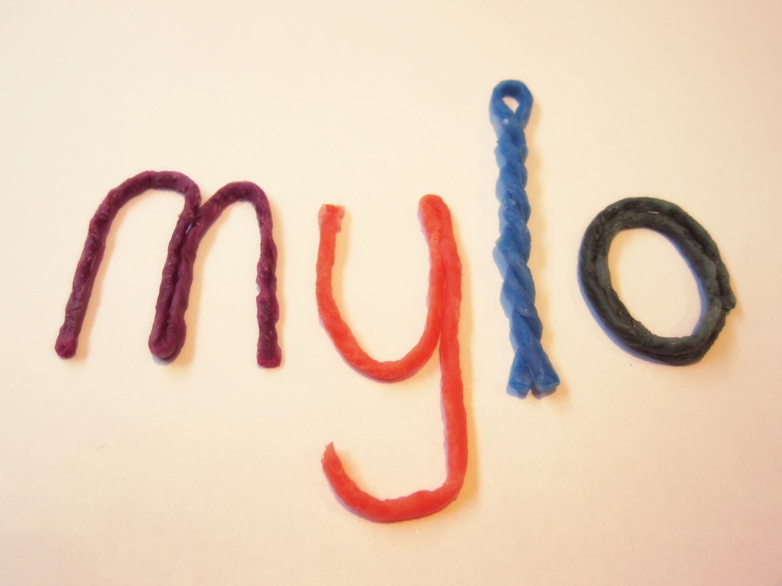 Get creative with Wikki Stix | the adventures of MNMs