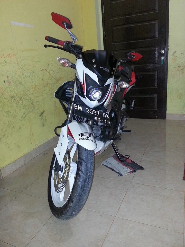 Foto motor honda modifikasi cb150r minimalis full fairing ceper velg ...