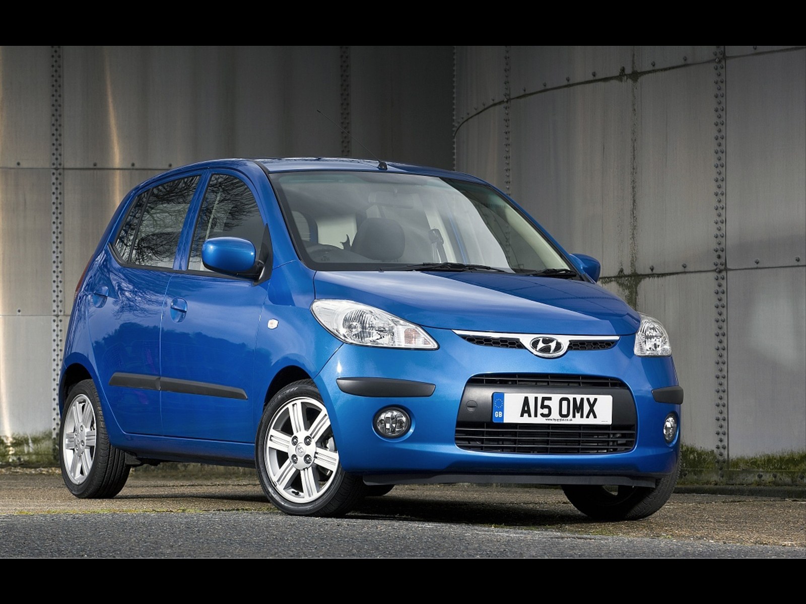 Car Pictures: Hyundai i10 2011