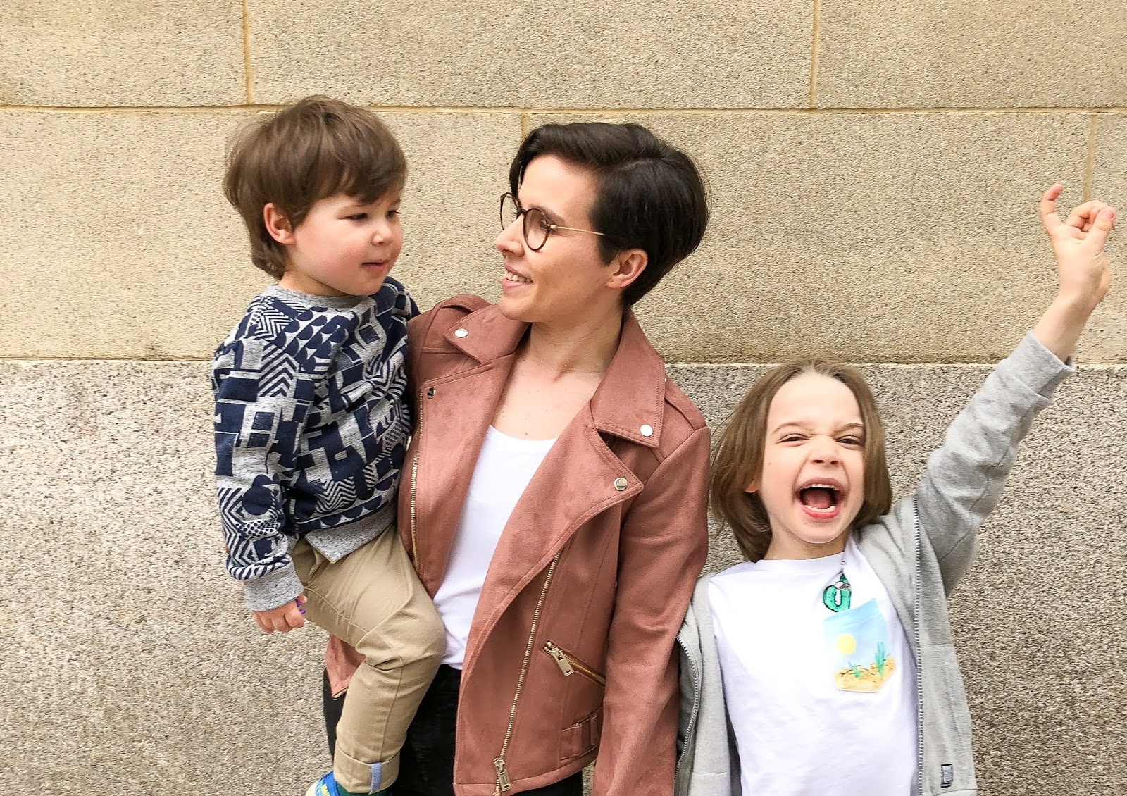 Side Street Style: My Ultimate Pre-Holiday checklist for families