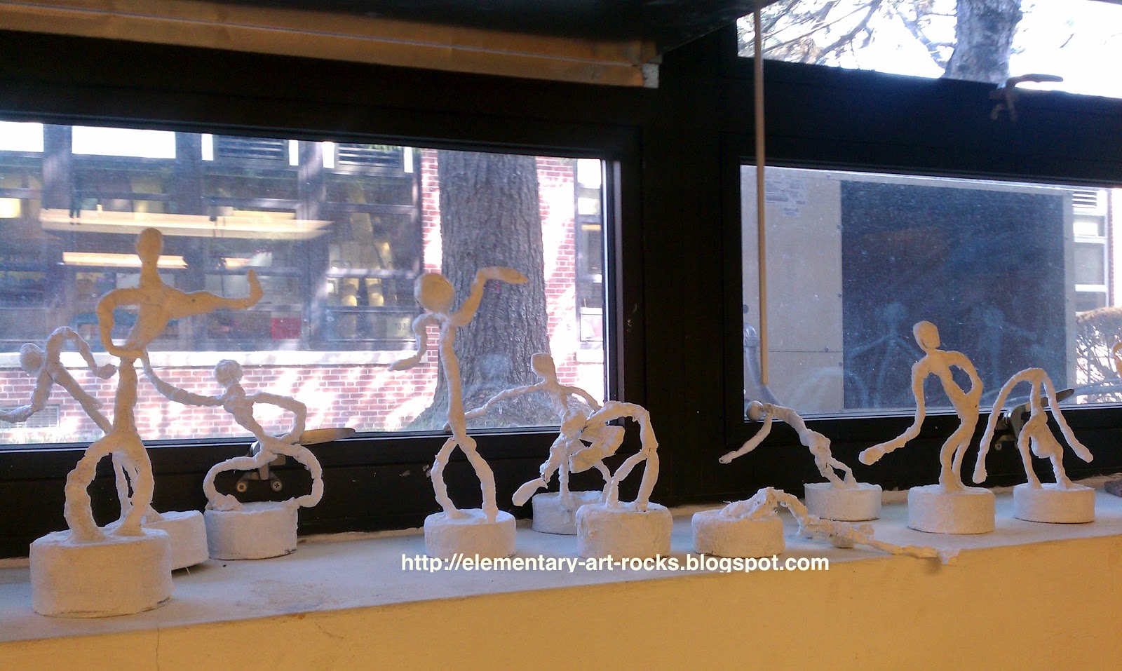 Art Rocks!: Grade 4: Giacometti Wire and Plaster Sculptures