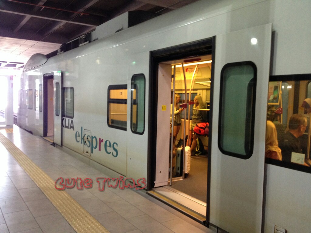 Kembar Imut Jalan-Jalan: KLIA EKSPRES (EXPRESS) & KLIA TRANSIT: HARGA ...