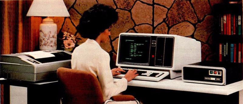 The Golden Age of Floppy Disks: 27 Interesting Vintage Photos of Women ...