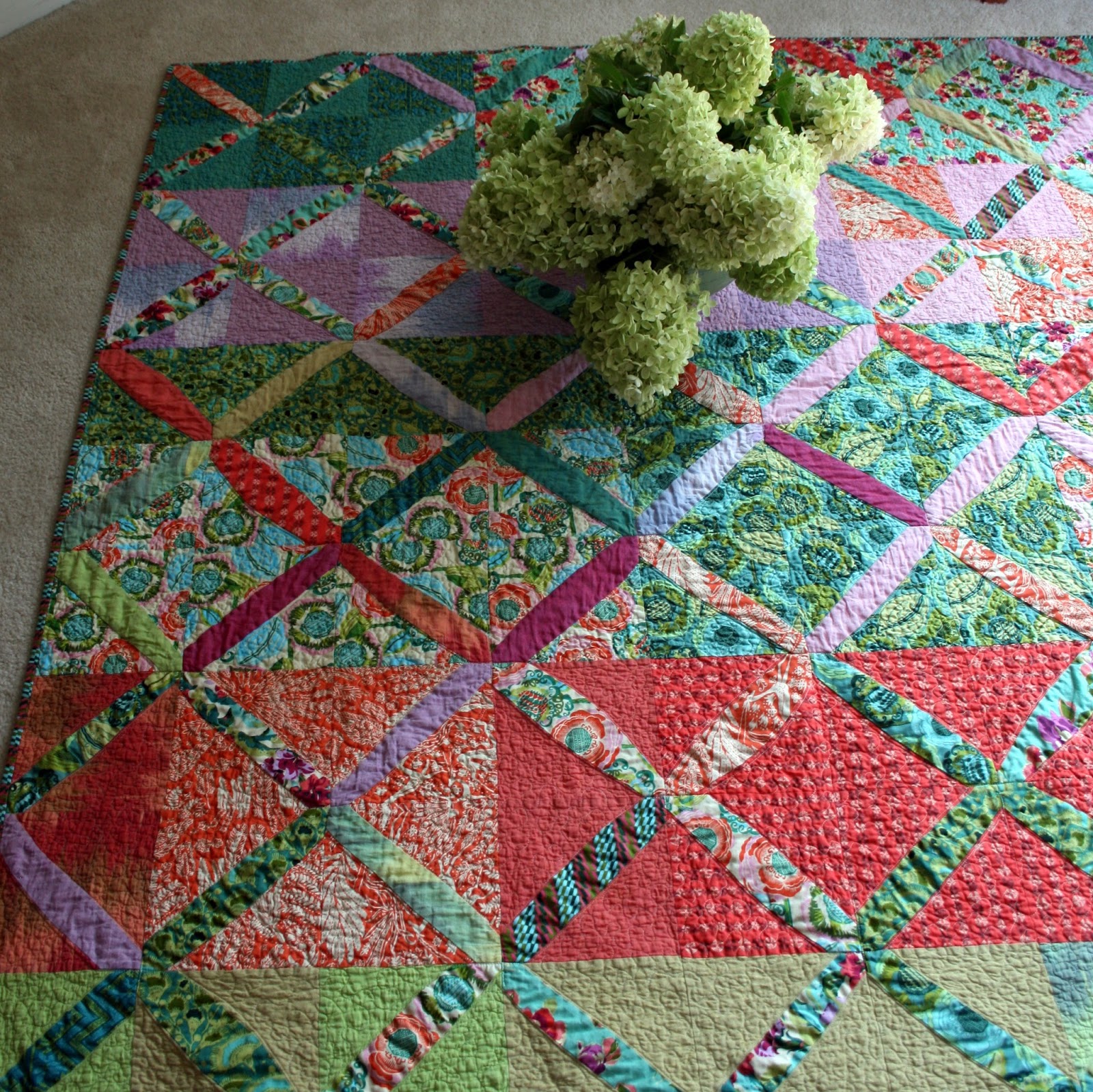 The Root Connection: A new quilt with Bright Heart by Amy Butler and a ...