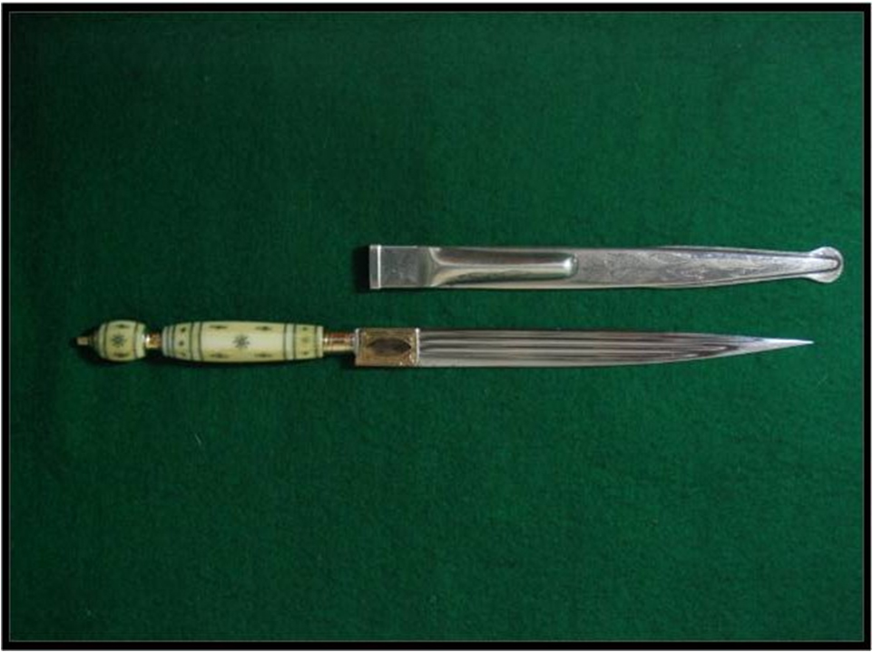 Lampião aceso: PROTEÇÃO E OSTENTAÇÃO