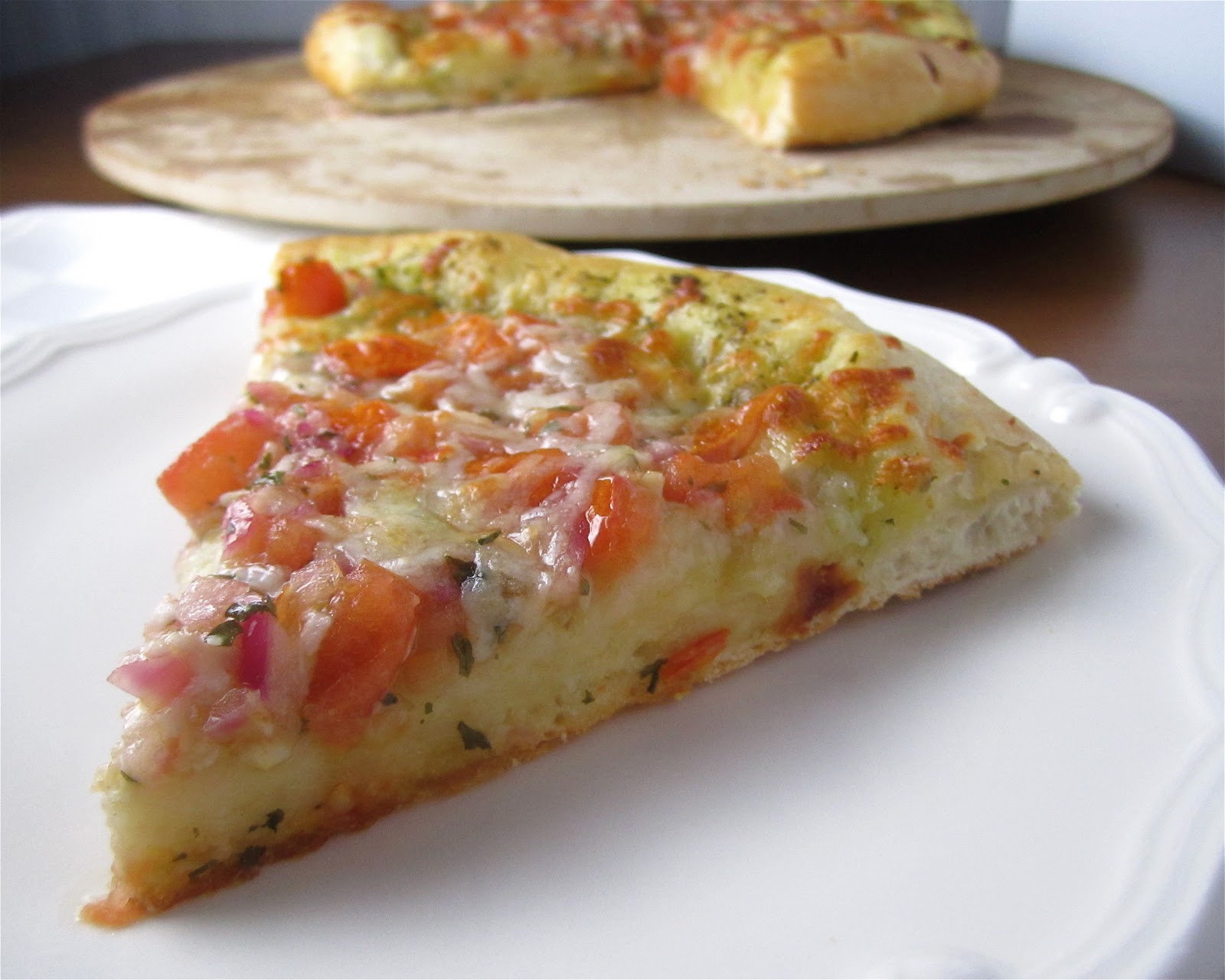 Stephanie Cooks: Bruschetta Pizza