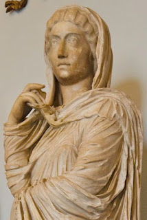 neo polytheist: Head Covering in Roman Polytheism (for Women)