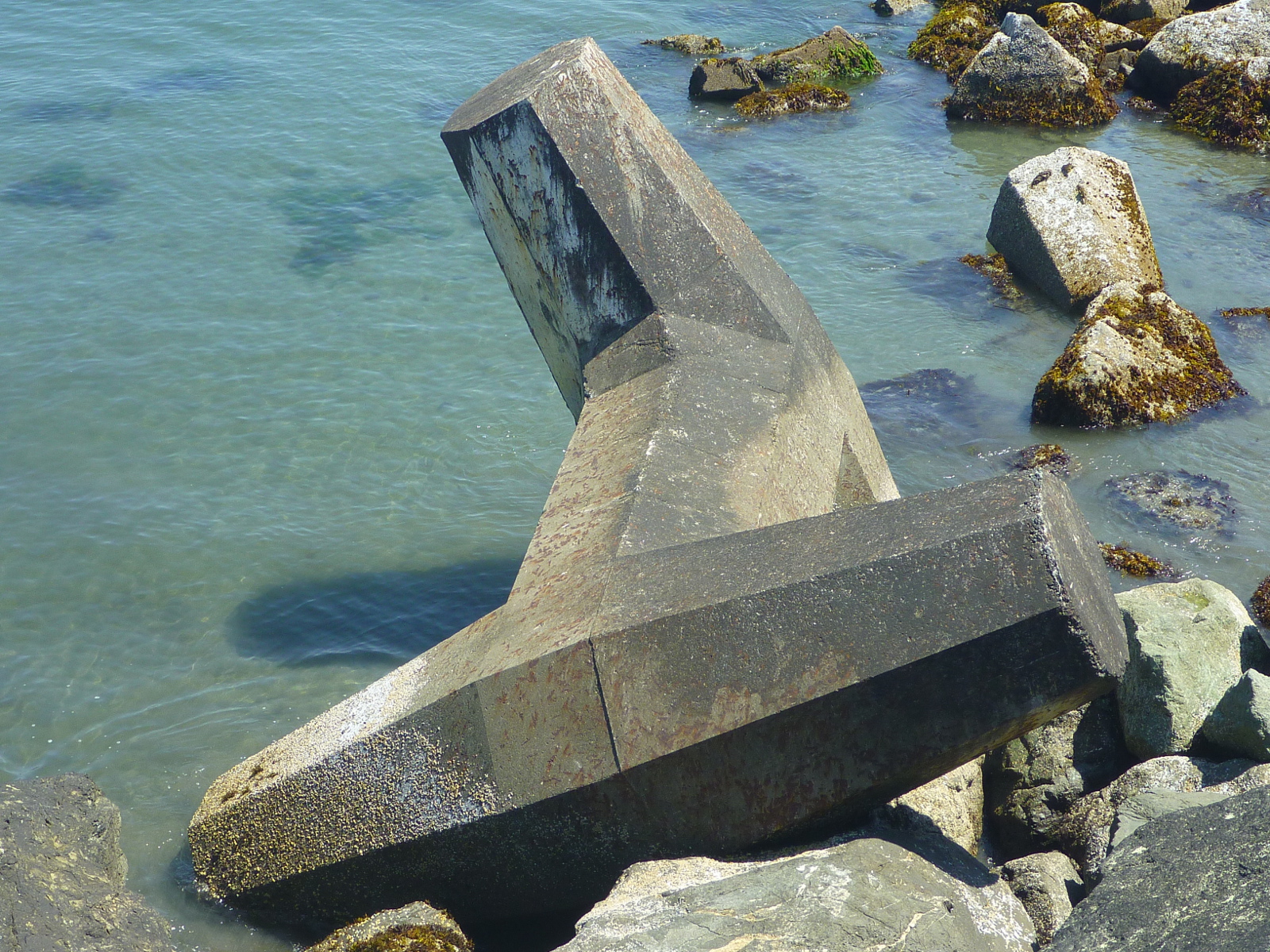 Trailing Ahead: Exploring dolosse: walking on and off the perilous ...