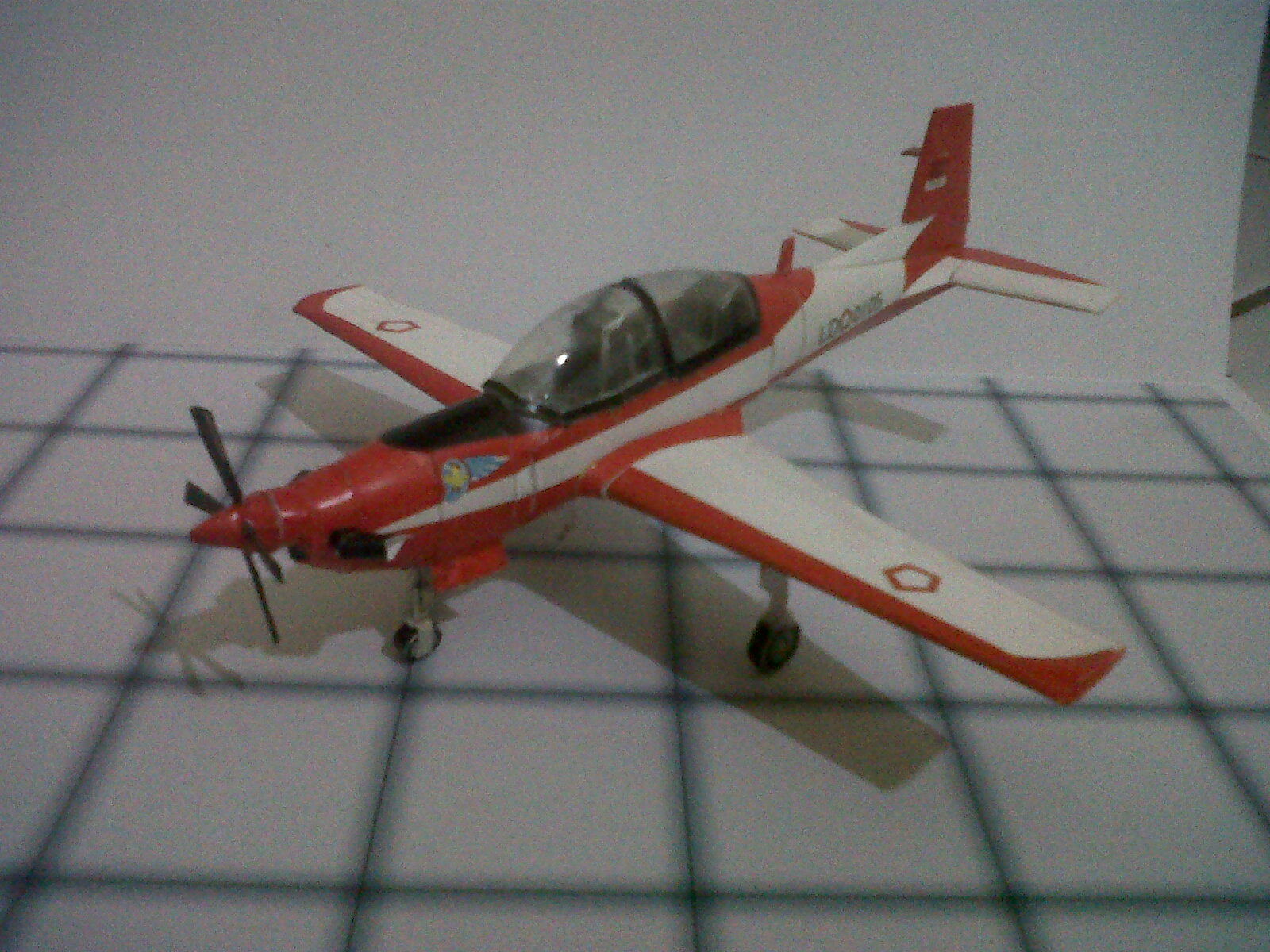 KT-1B Wong Bee Jupiter Aerobatic Team Papercraft