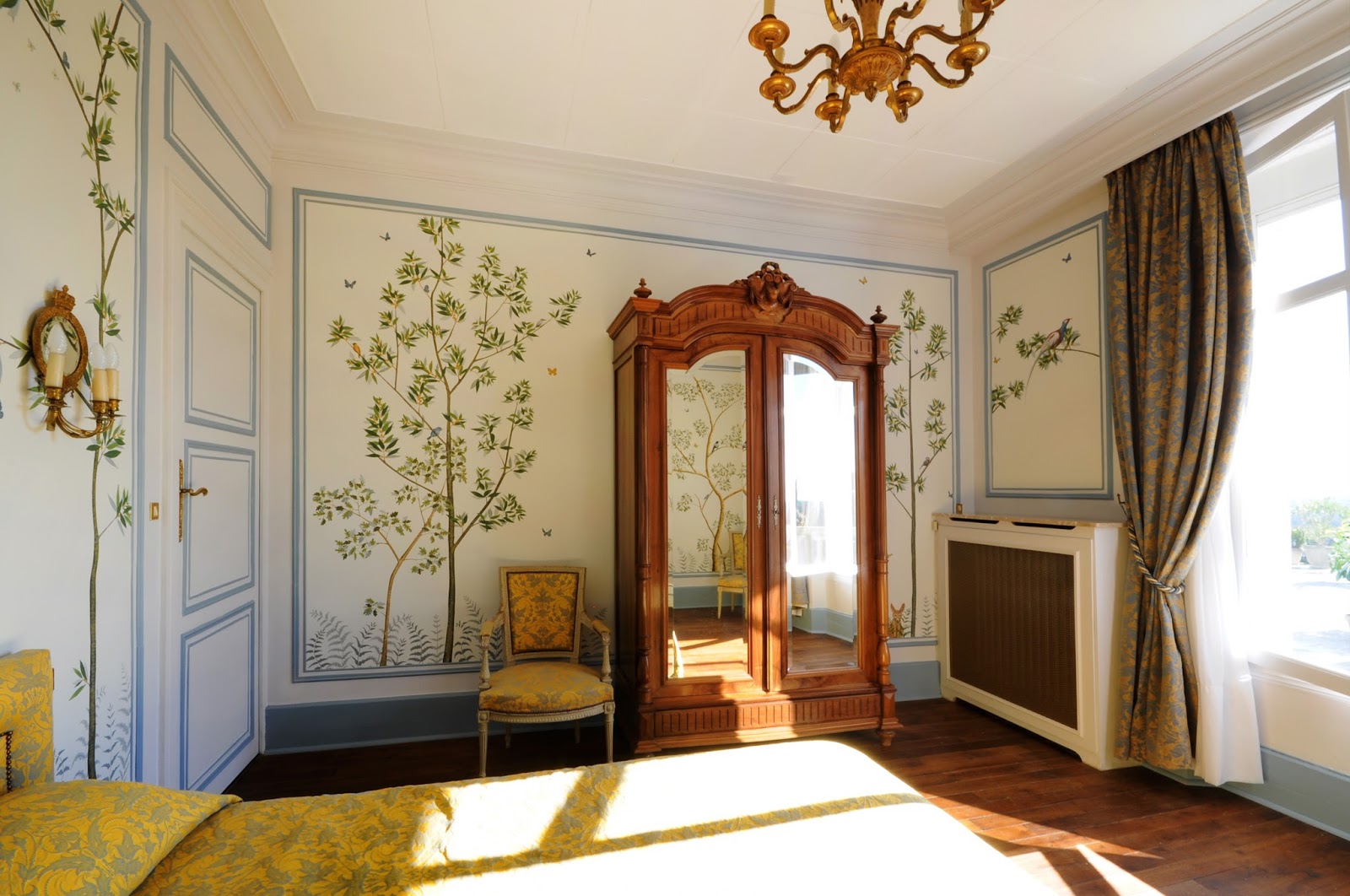 Snijder&CO: Hand-painted wallpaper, a Dutch Heritage.. by Snijder&CO