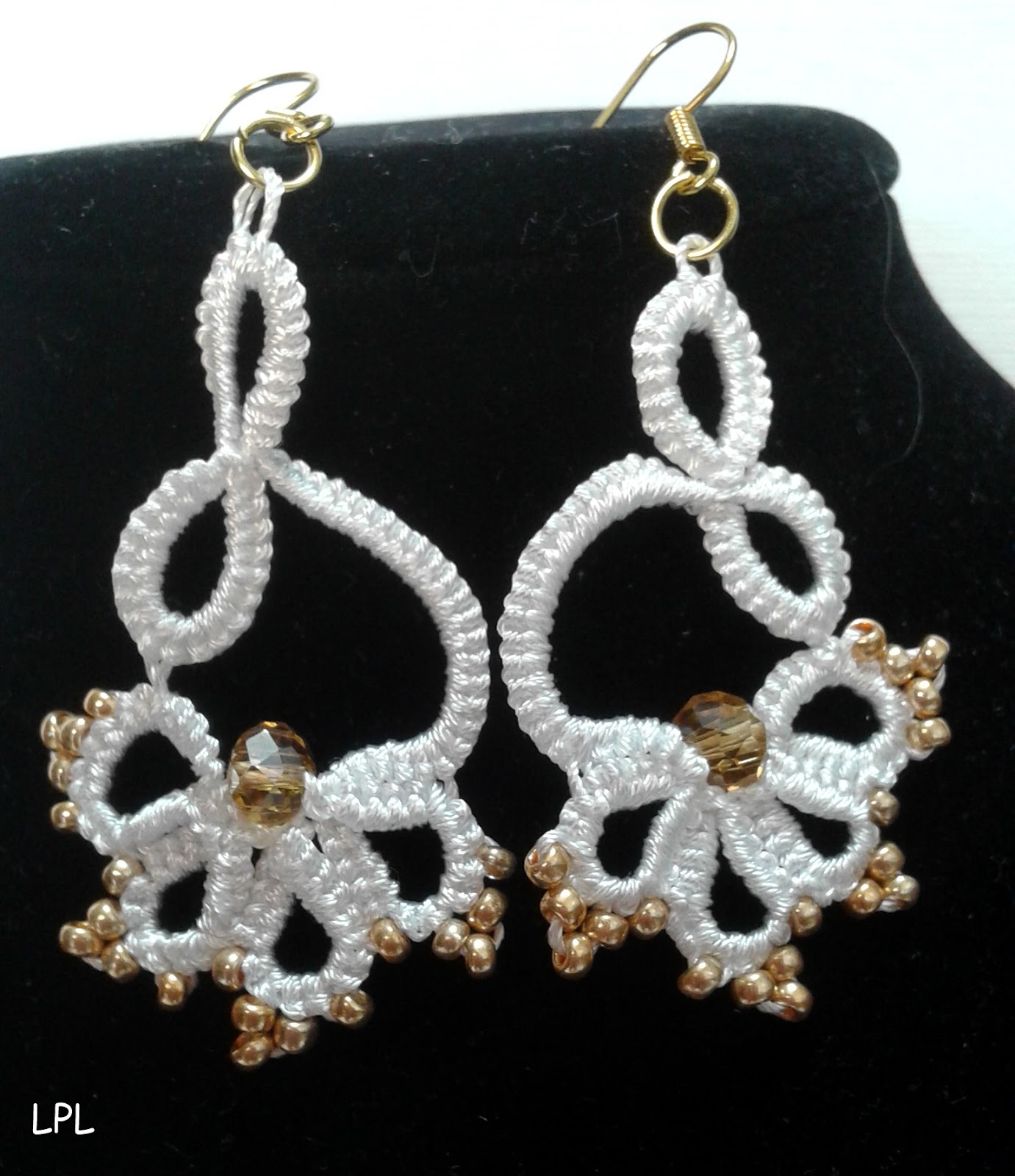 BEADS and GEMS : Κοσμηματα απο δαντελα - Φριβολιτε - Tatting lace ...