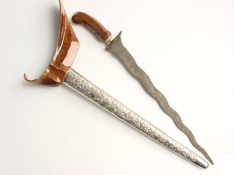 Budaya Sulawesi Utara - THE COLOUR OF INDONESIA