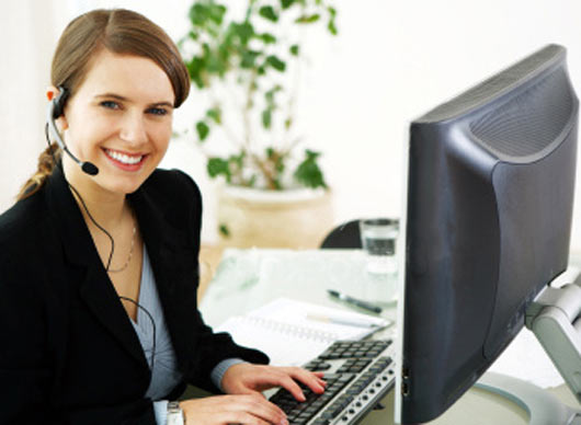 IMAGEN PROFESIONAL DE UNA ASISTENTE: OFICINA MODERNA DE UNA ASISTENTE