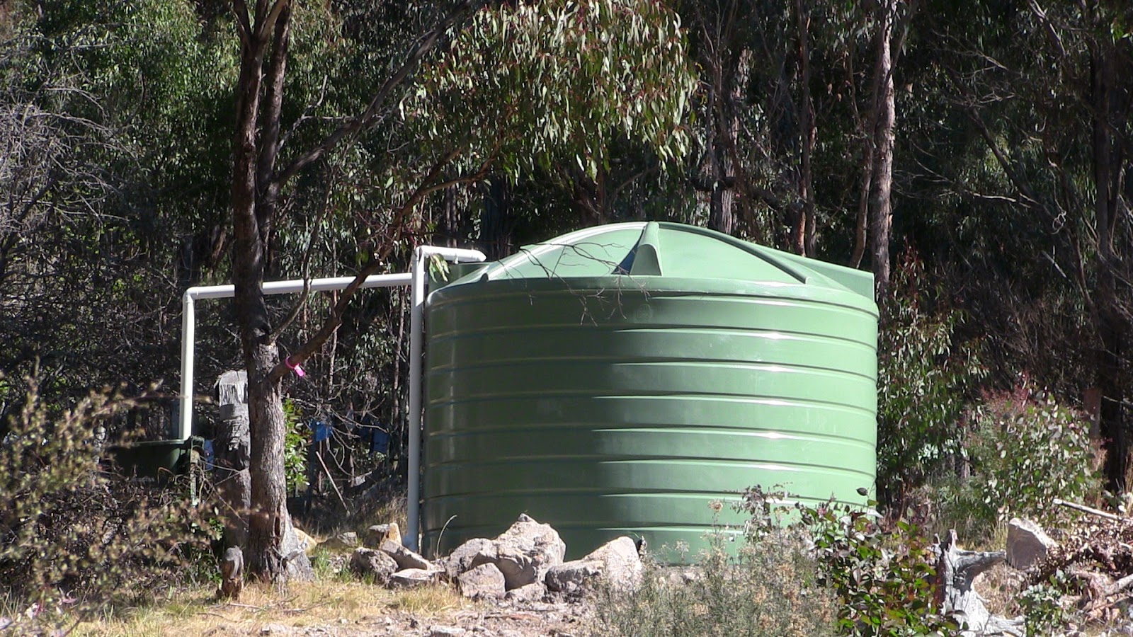 Australian Survival and Preppers..: Living Off Grid. Rainwater ...