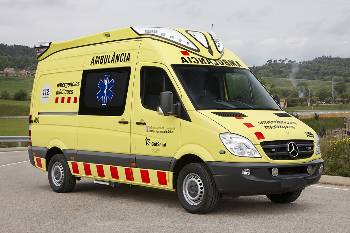 24 TES: Ambulancias de las distintas Comunidades Autonomas de España.