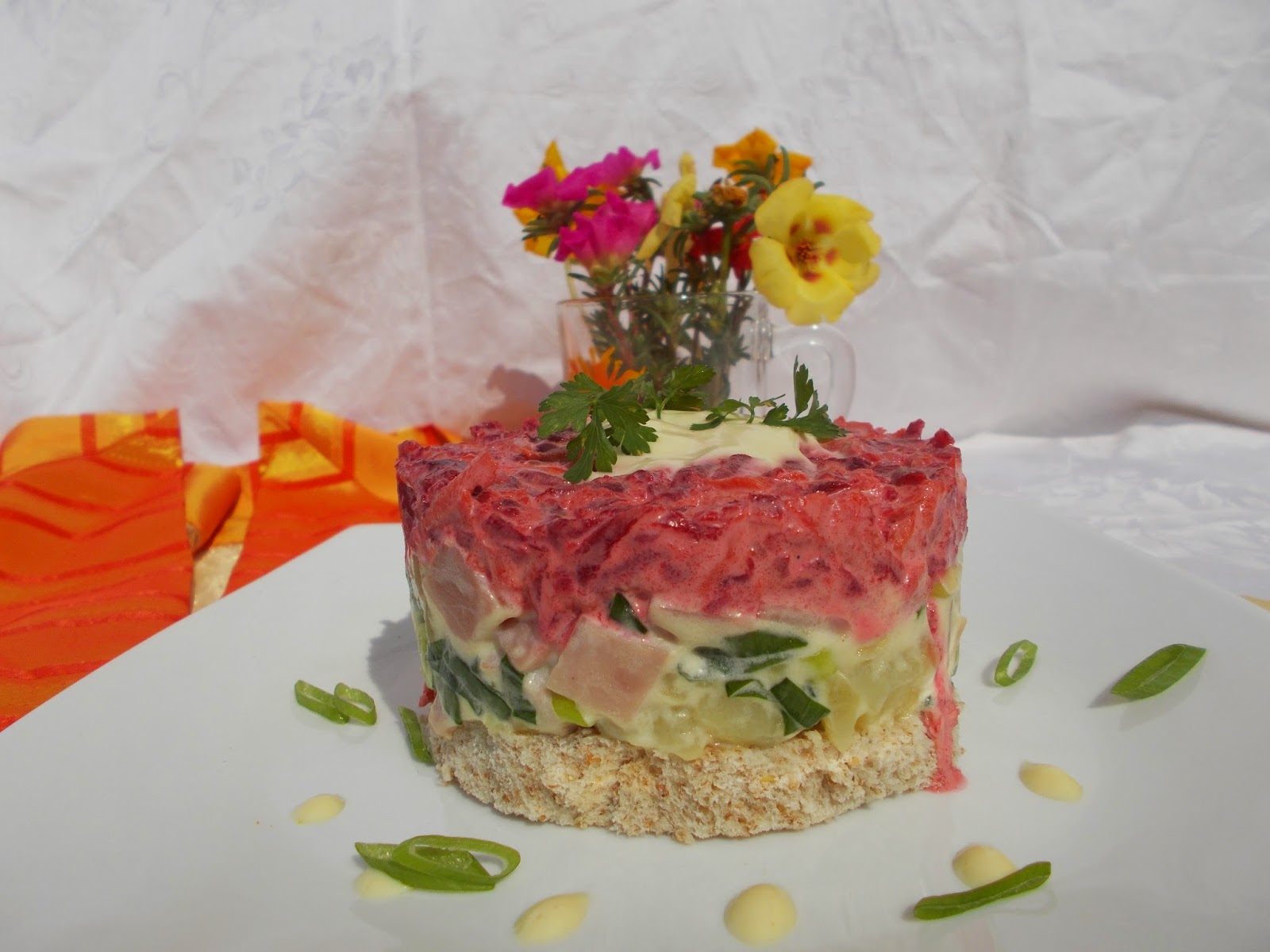 Salata de cartofi si sfecla rosie