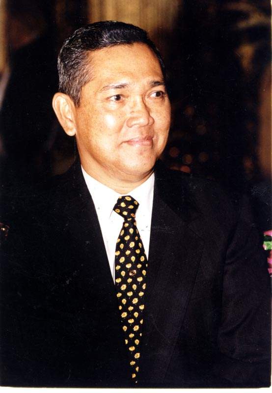 Indonesia Red White: Try Sutrisno