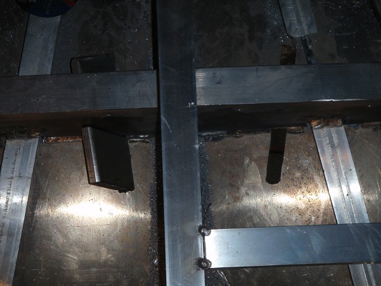 OndaNera: Stern Tube and Propeller Strut