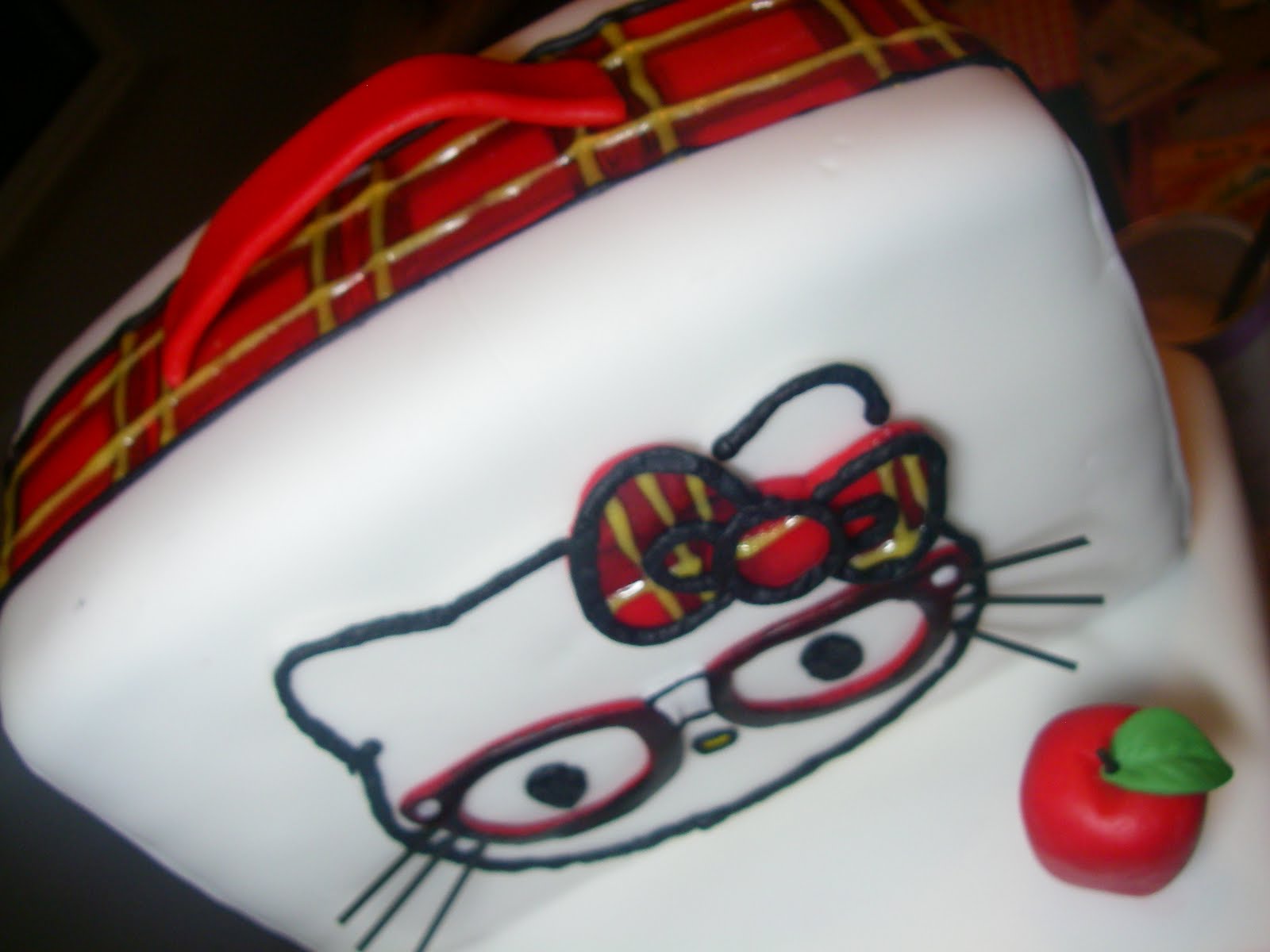 Hello Kitty Nerd Cakes