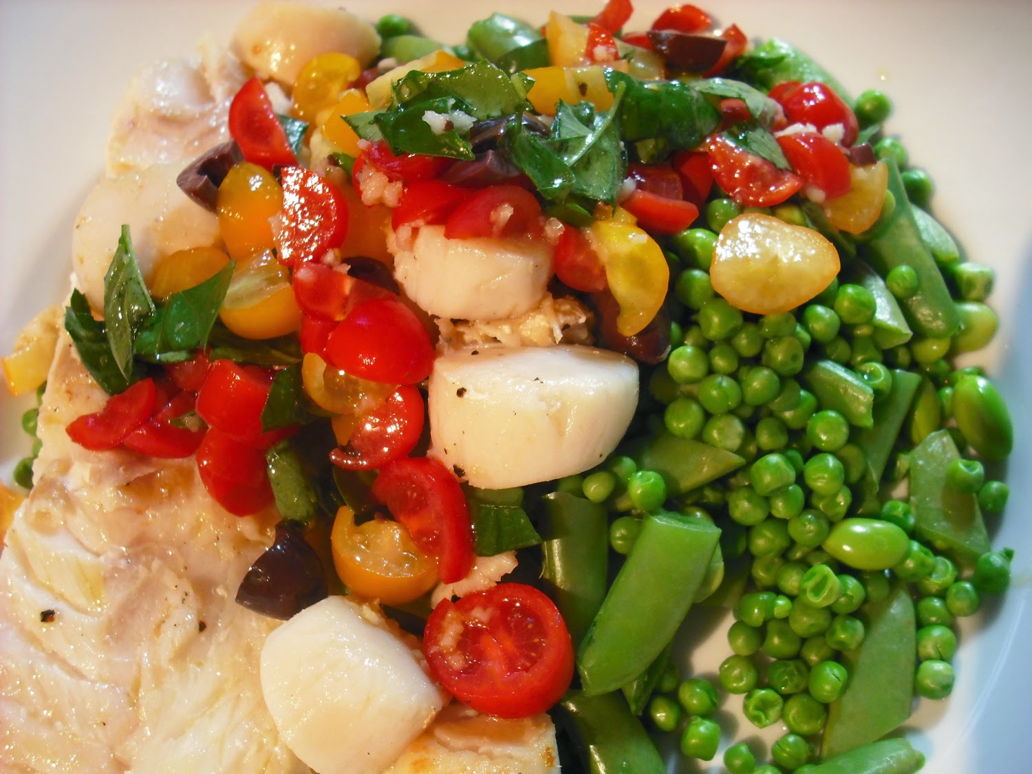 Foodycat: Cod & scallops with tomato basil salsa
