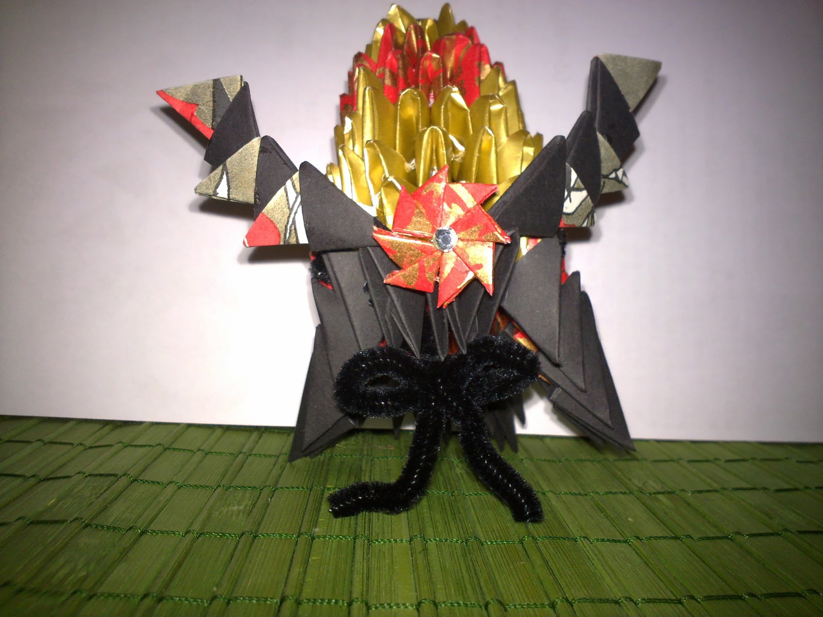 fifirixtras handmade: χάρτινο Ιαπωνικό κράνος του πολεμιστή καμπούτο ...