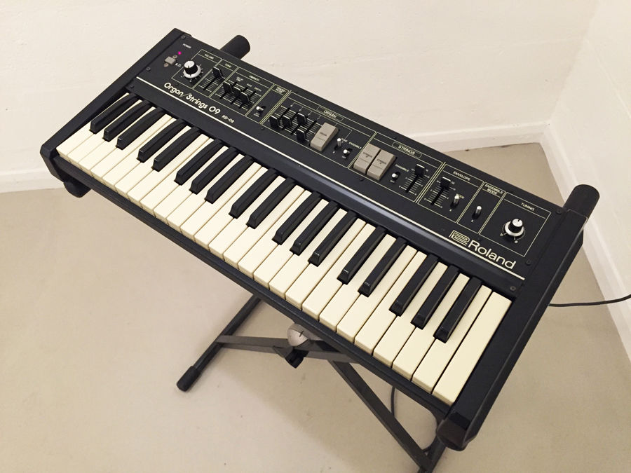 MATRIXSYNTH: Roland RS-09 Organ/Strings 09