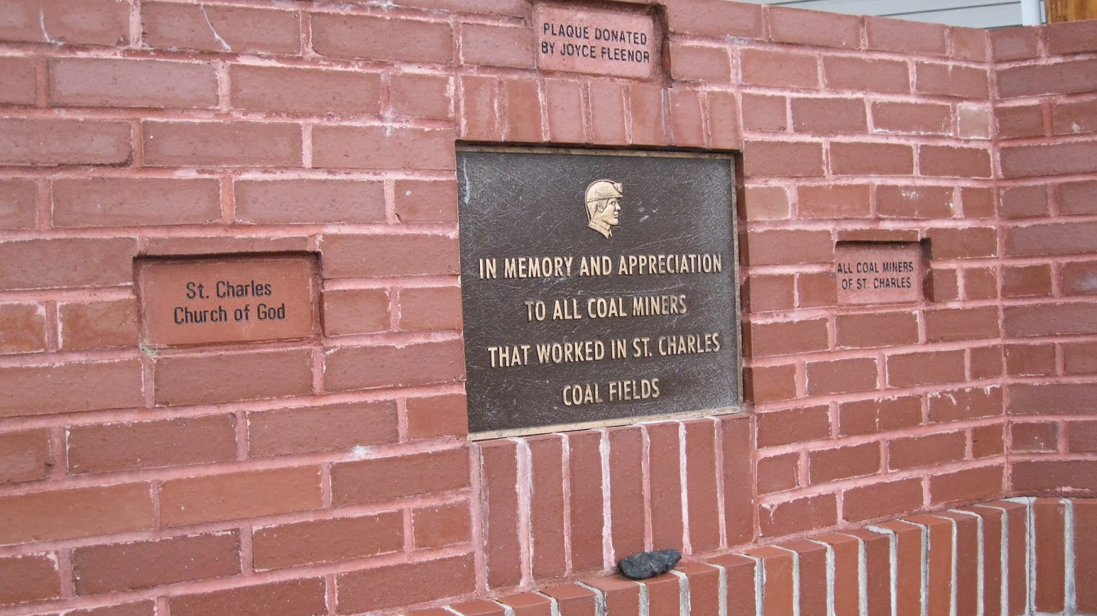 Lee County Virginia: Stop # 28: St. Charles Coal Miners Memorial Wall ...