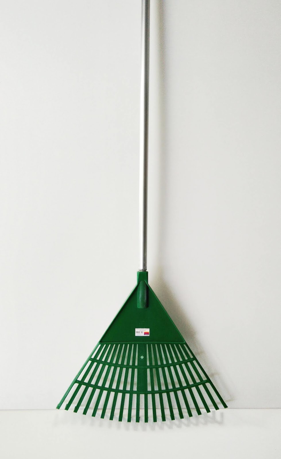 Housekeeping Equipment di Bali: Jual Sapu Lantai, Sapu Nylon, Sapu Ijuk ...