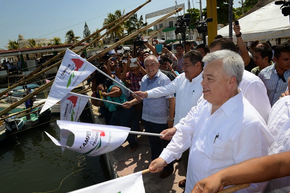 NOTI-IMAGEN DE CARMEN: GOBERNADOR Y TITULAR DE CONAPESCA DAN BANDERAZO ...