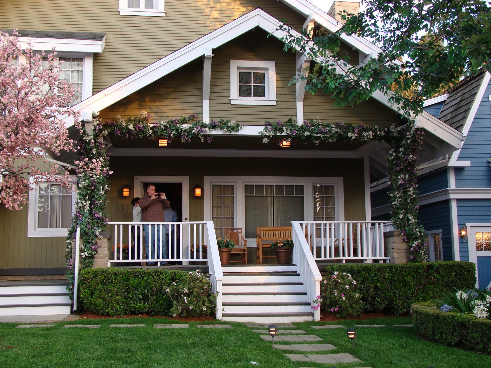 Bringing up Belknap: Wisteria Lane and Nathan Fillion