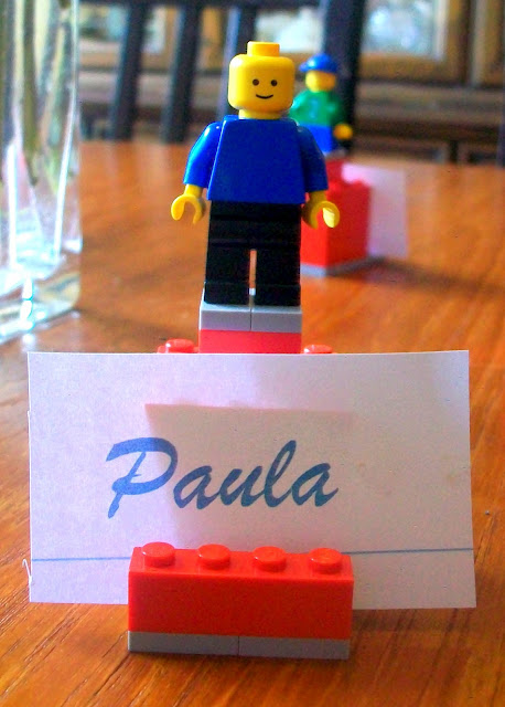 Created 2B Creative: Lego Place Cards