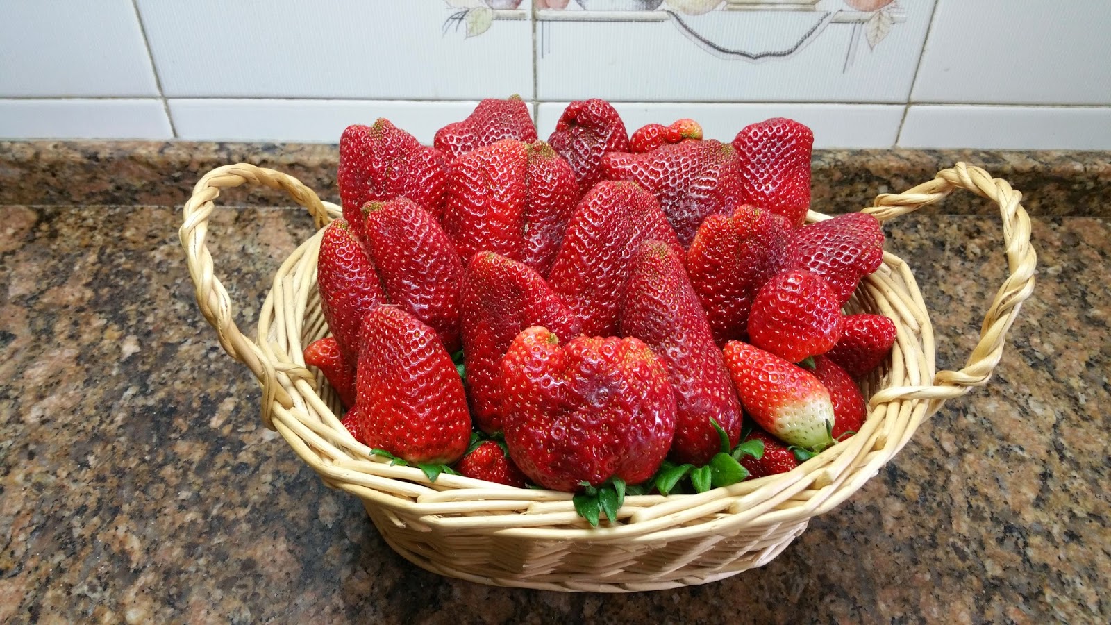 EL SUDADO DE LA FRESA | LA COCINA TRADICIONAL DE CAMBALACHE3