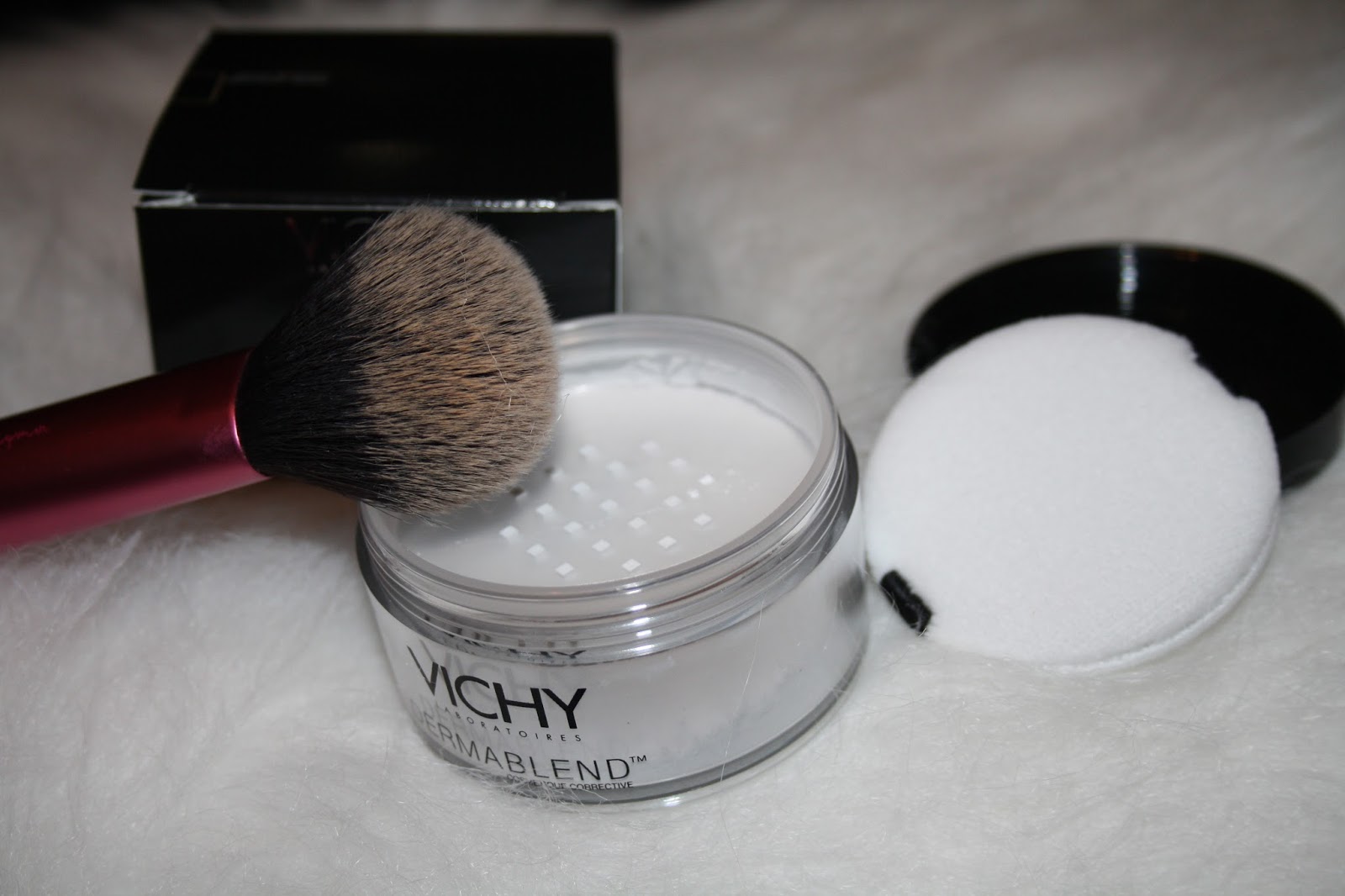 Beautyqueenuk | A UK Beauty and Lifestyle Blog: Vichy Dermablend Powder