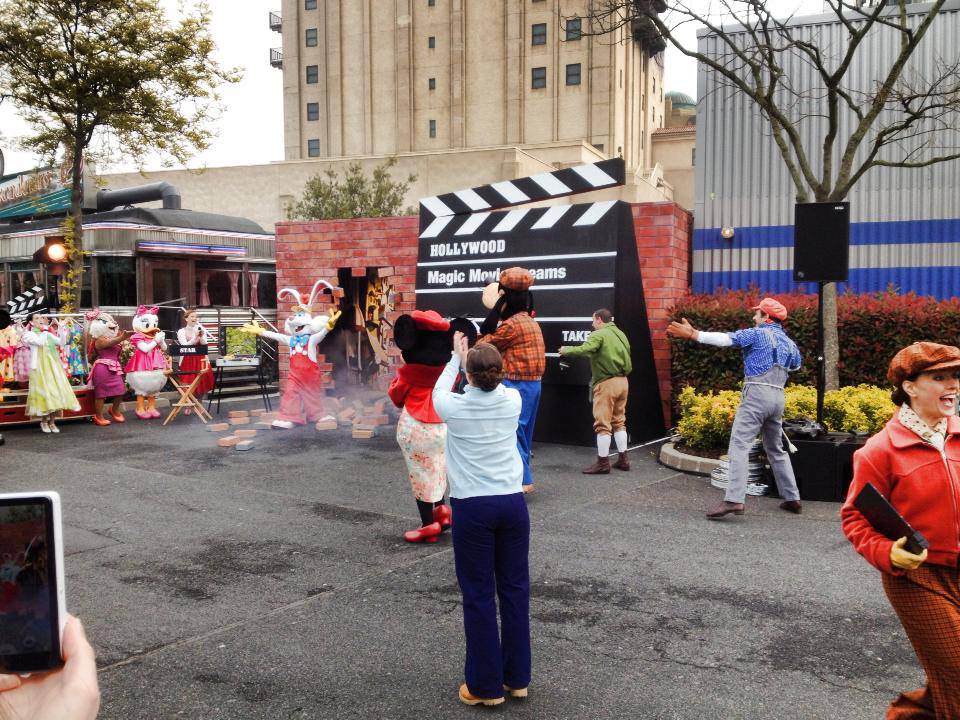 ImNotBad.com - A Jessica Rabbit Site: Roger Rabbit's Toontown Dream ...