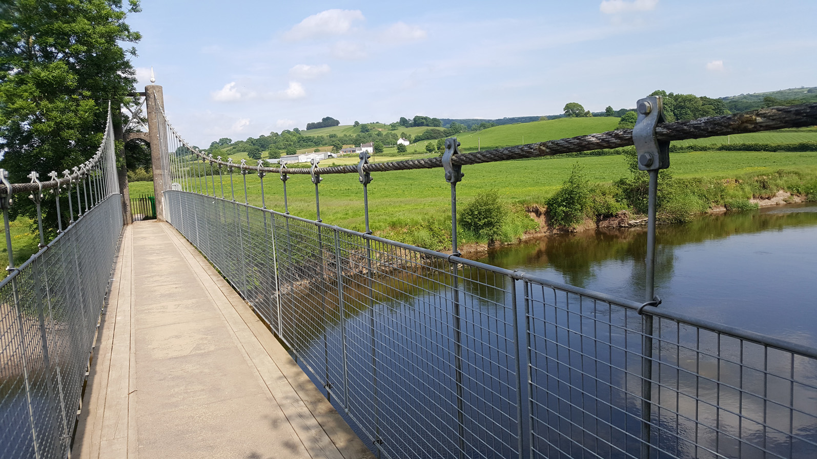 The Happy Pontist: Welsh Bridges: 13. Llandeilo Suspension Bridge